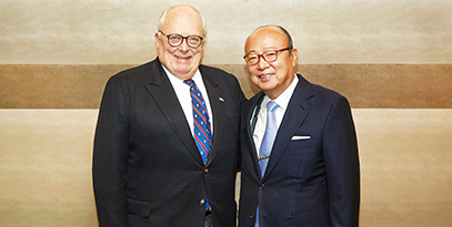 Hanwha Group Chairman Meets with Leading US Expert on Asia to Discuss ...