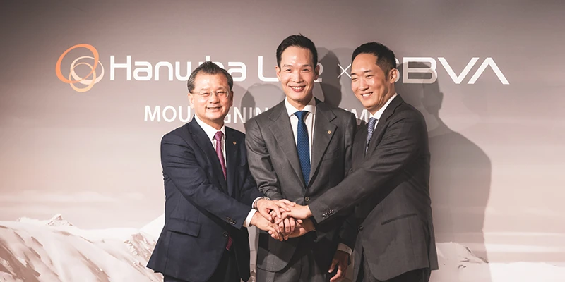 Hanwha Life Announces AI and ICT partnerships at Davos