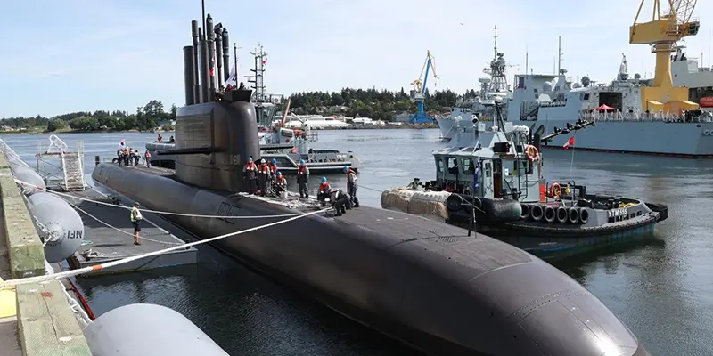 KSS-III submarine arrives in Canada